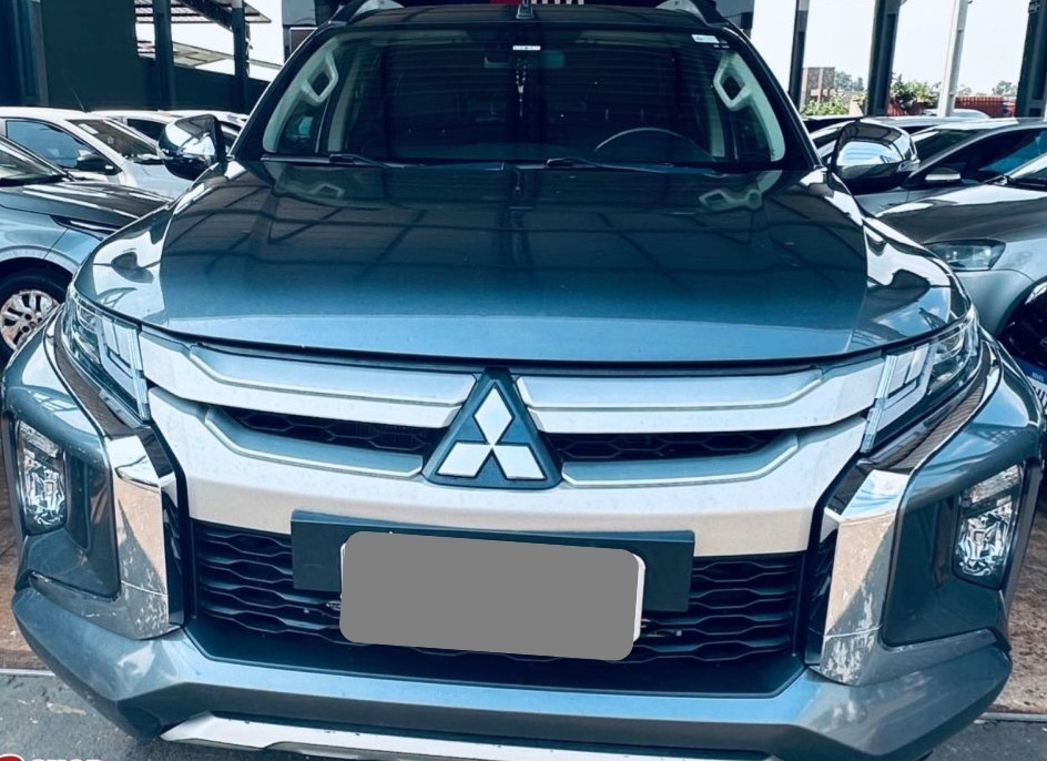 L200 TRITON SPORT HPE 2.4TDi 16v 4X4 C.D.